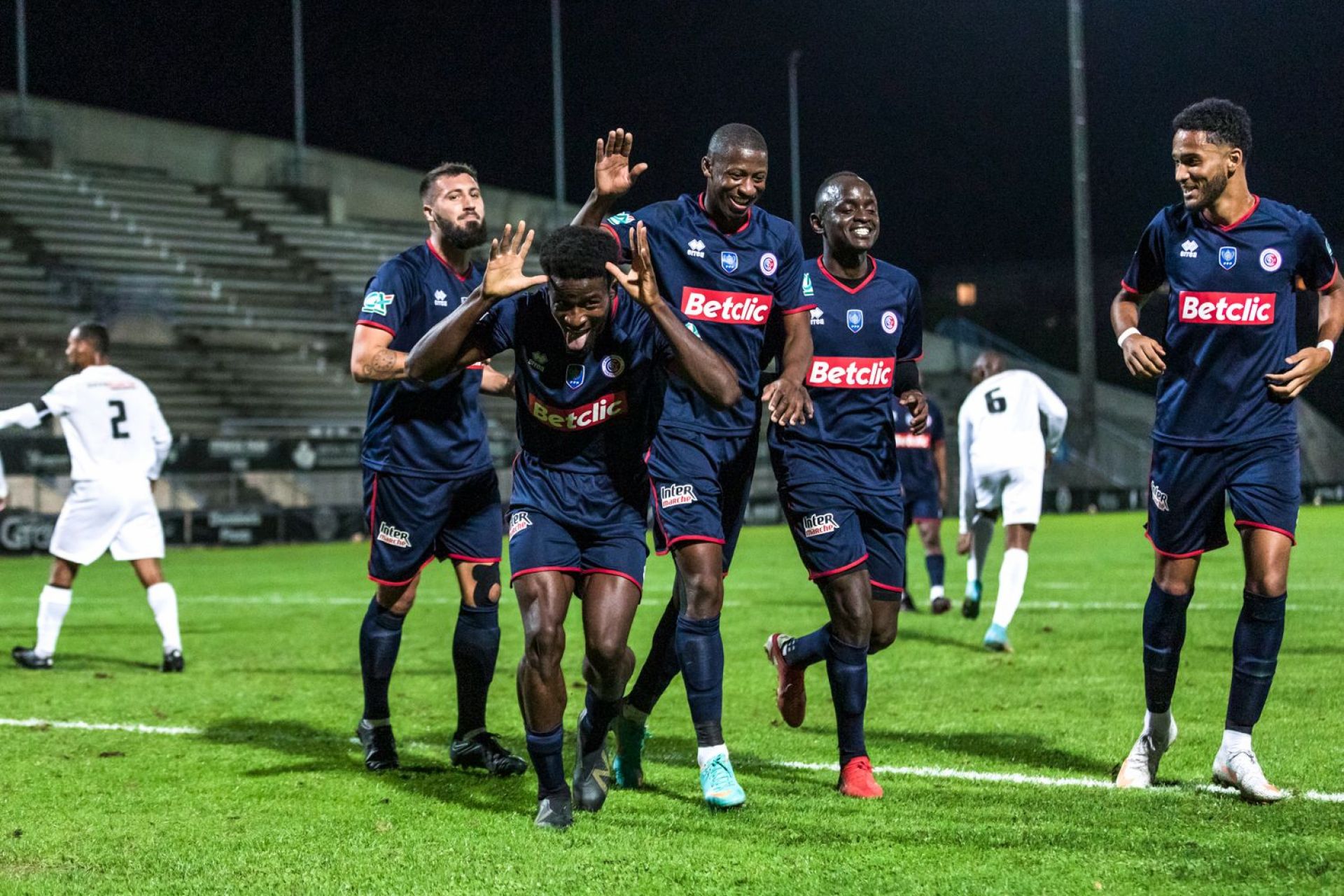 CHÂTEAUROUX PROVIDES THE ESSENTIAL - La Berrichonne Football