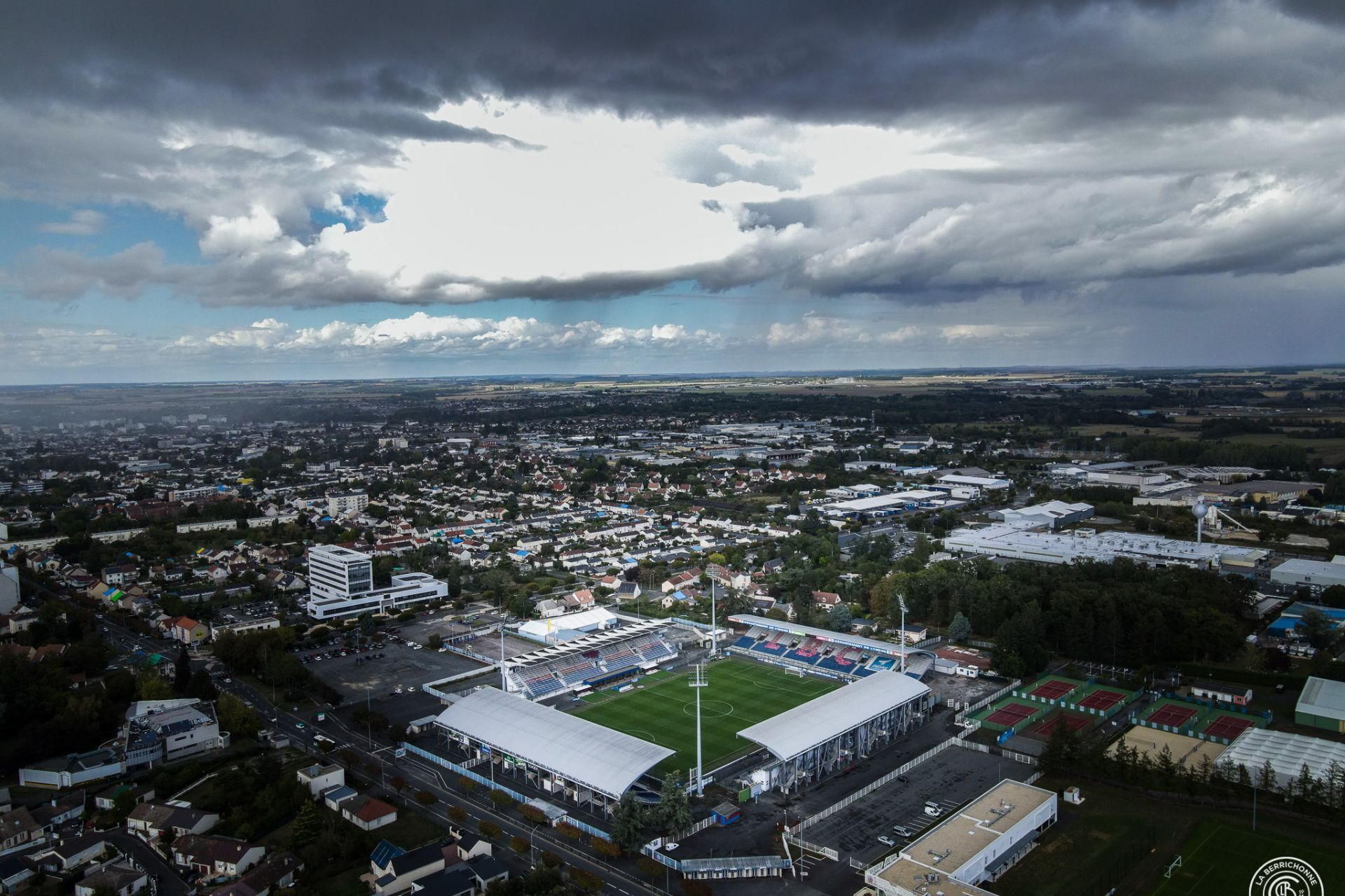 OFFRE DE STAGE : MISSIONS ADMINISTRATIVES (H/F) - La Berrichonne Football OFFRE DE STAGE : MISSIONS ADMINISTRATIVES (H/F) - La Berrichonne Football